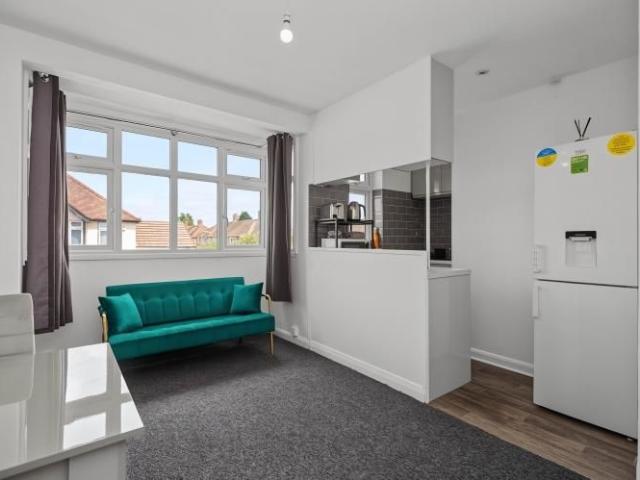 1 bedroom apartment to rent