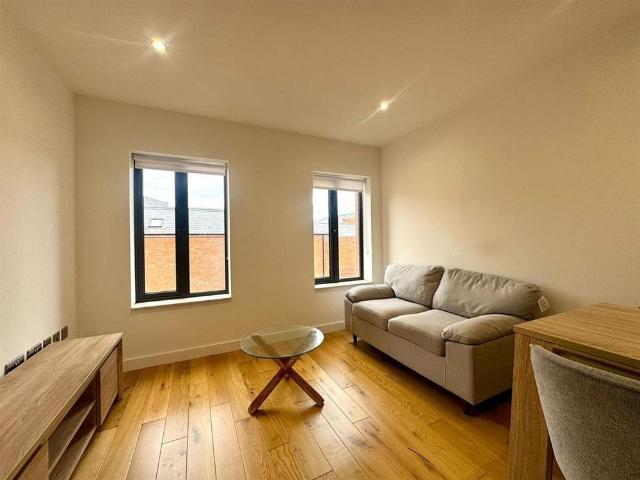 1 bedroom apartment to rent