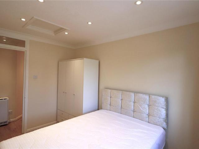 1 bedroom apartment to rent