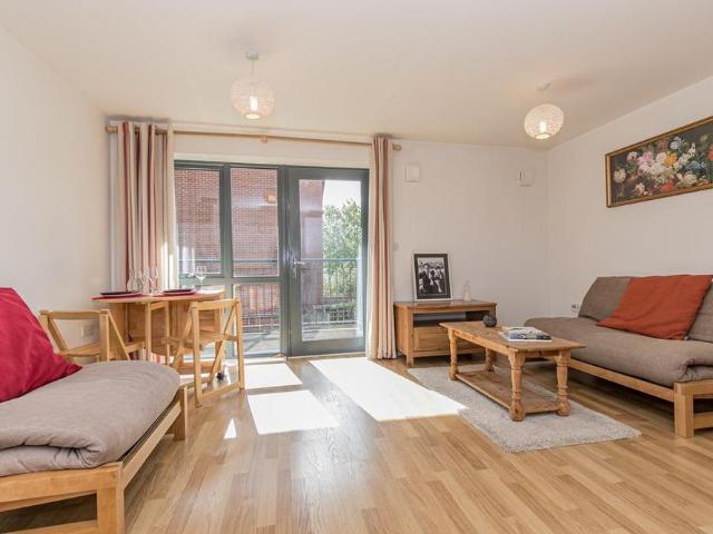 1 bedroom apartment to rent