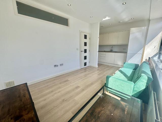 1 bedroom apartment to rent