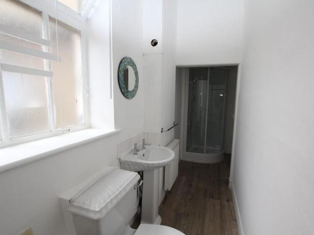 1 bedroom apartment to rent