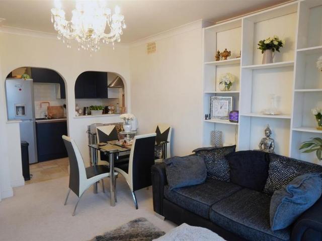 1 bedroom apartment to rent