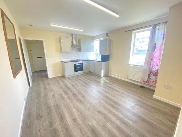 1 bedroom apartment to rent