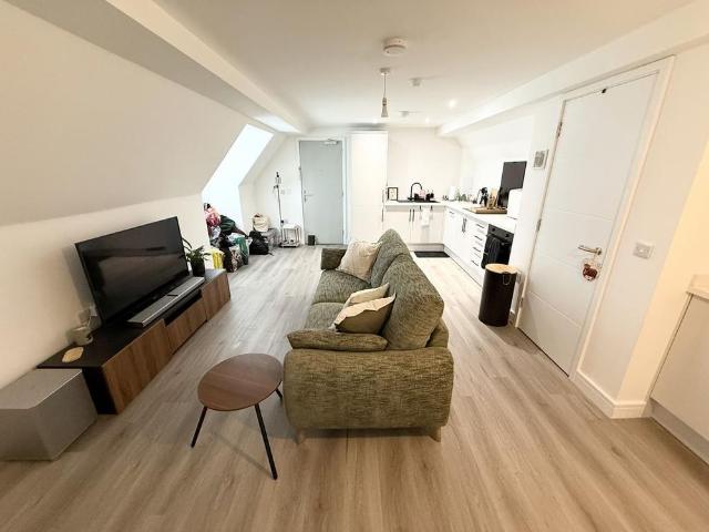 1 bedroom apartment to rent