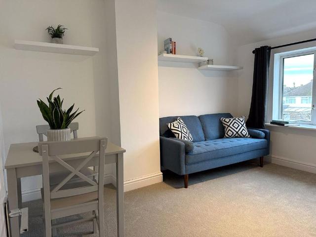 1 bedroom apartment to rent