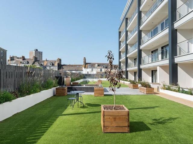 1 bedroom apartment to rent
