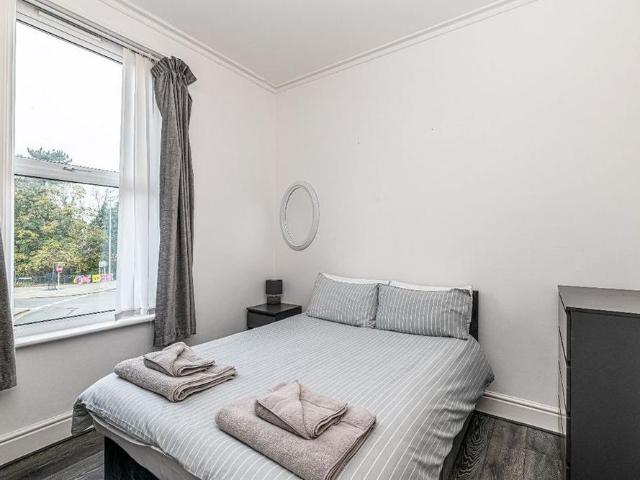1 bedroom apartment to rent