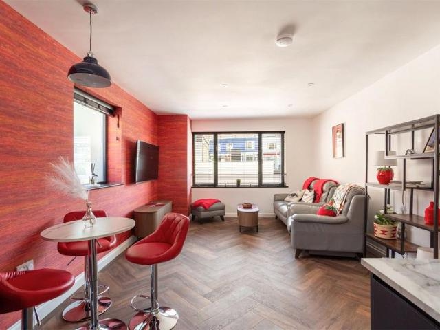 1 bedroom apartment to rent