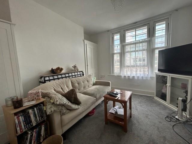 1 bedroom apartment to rent