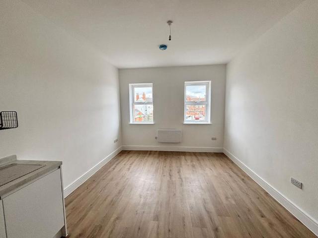 1 bedroom apartment to rent