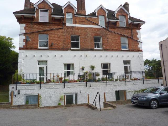1 bedroom apartment to rent