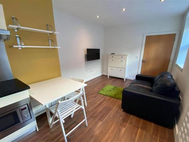 1 bedroom apartment to rent
