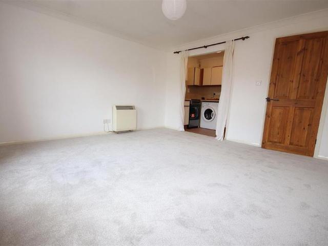 1 bedroom apartment to rent