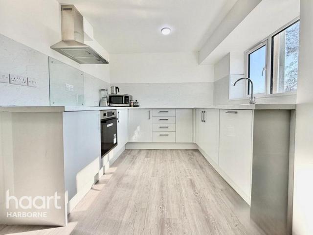 1 bedroom house share to rent