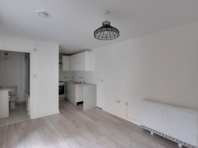 1 bedroom apartment to rent