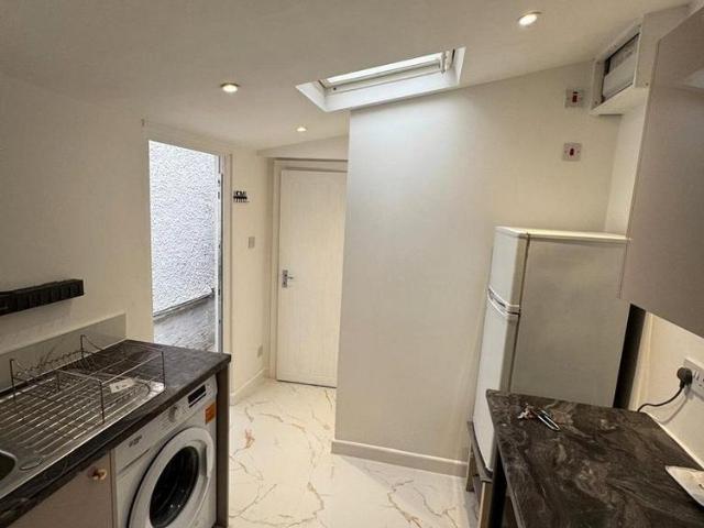 1 bedroom apartment to rent