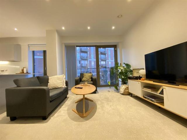 1 Bedroom Apartment To Rent
