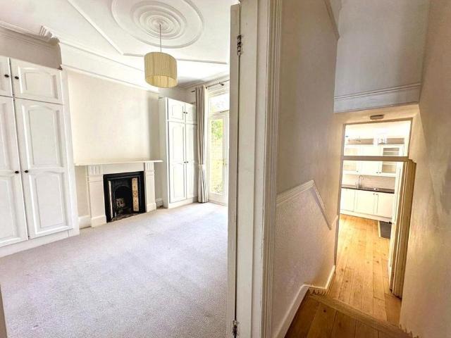 1 bedroom apartment to rent