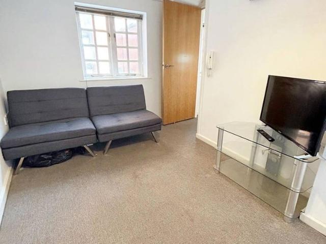 1 bedroom apartment to rent