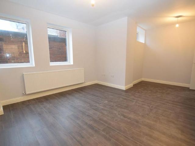 1 bedroom apartment to rent