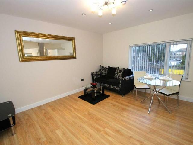 1 bedroom apartment to rent