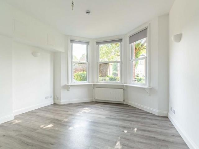 1 bedroom apartment to rent