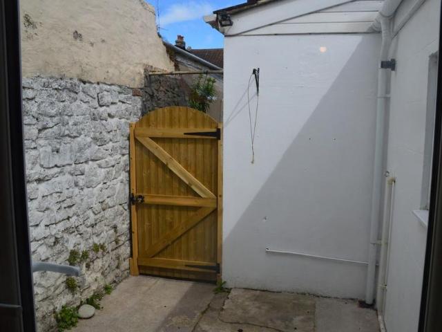 1 bedroom apartment to rent