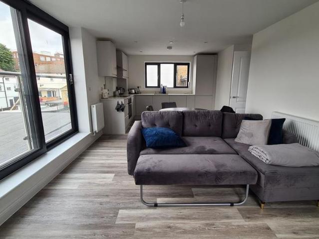 1 bedroom apartment to rent