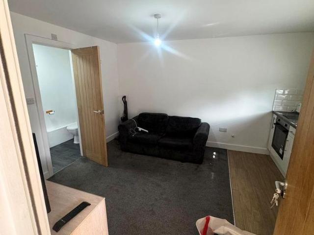 1 bedroom apartment to rent