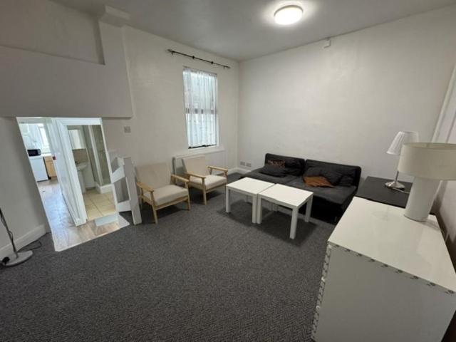 1 bedroom apartment to rent