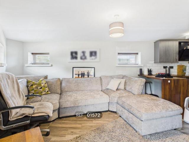 1 bedroom apartment to rent