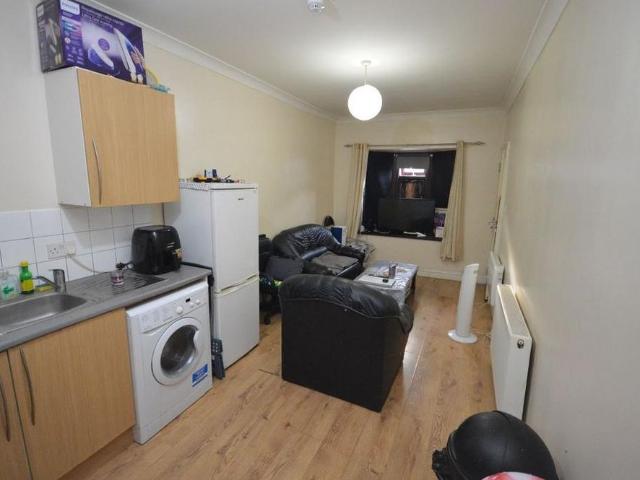 1 bedroom apartment to rent