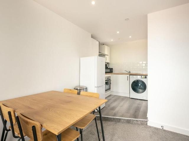 1 bedroom apartment to rent