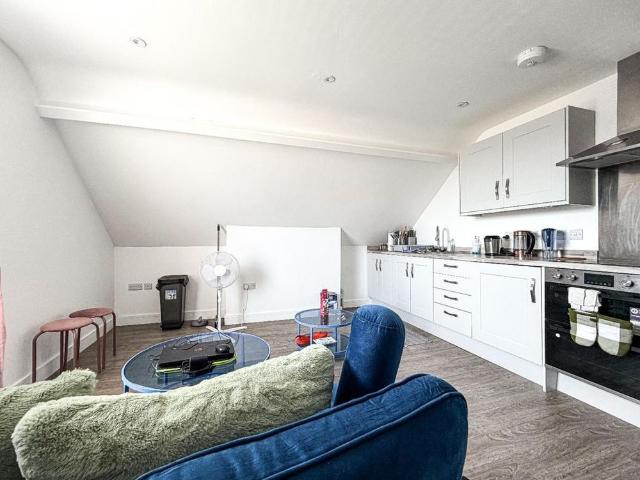 1 bedroom apartment to rent