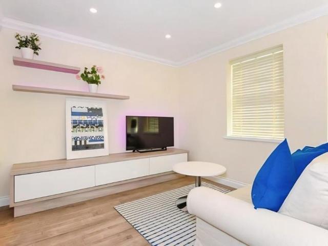 1 bedroom apartment to rent