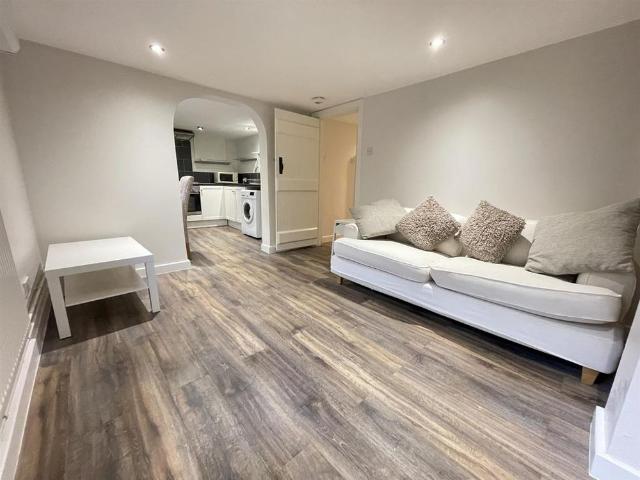 1 bedroom apartment to rent