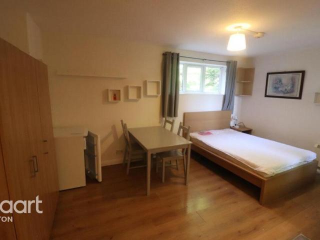 1 bedroom apartment to rent