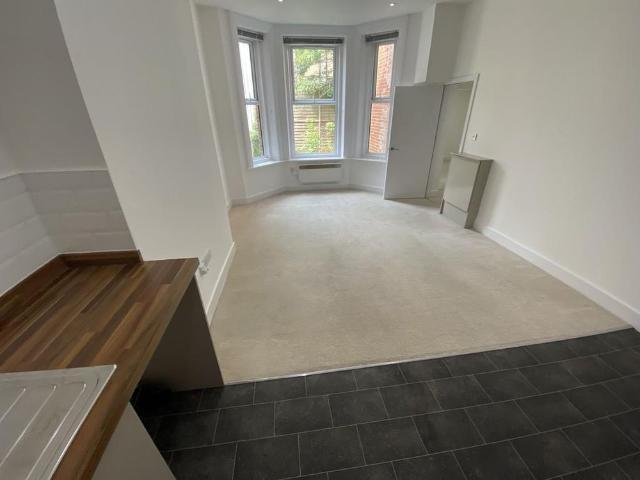 1 bedroom apartment to rent