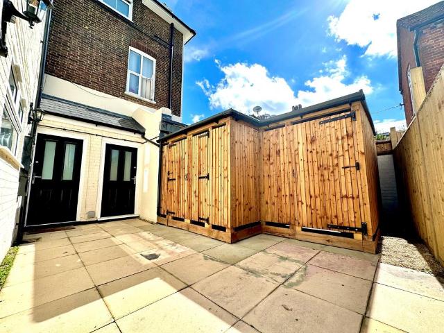 1 bedroom apartment to rent
