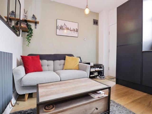 1 bedroom apartment to rent