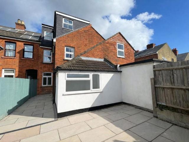 1 bedroom apartment to rent