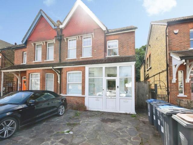 1 bedroom apartment to rent