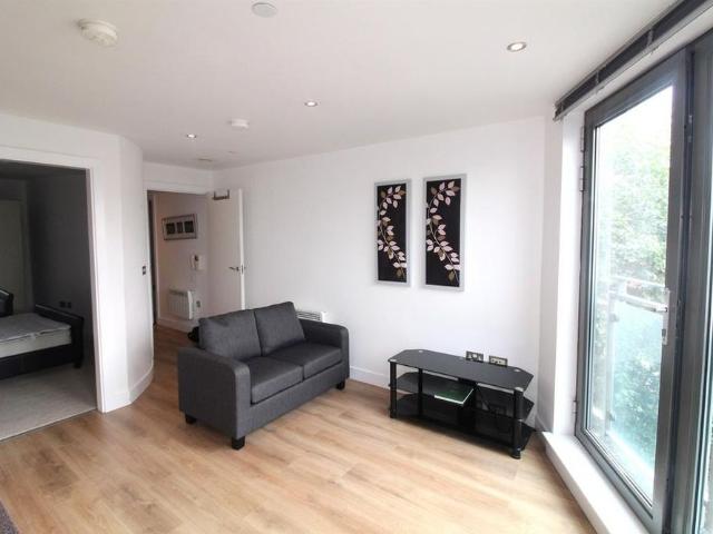 1 bedroom apartment to rent