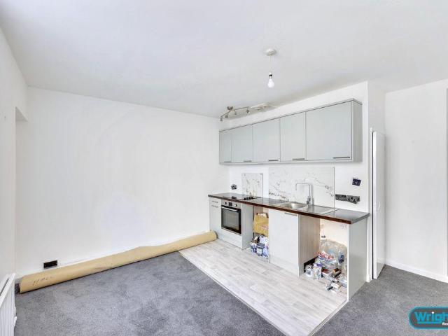 1 bedroom apartment to rent