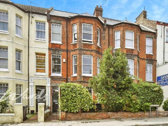 1 bedroom apartment to rent
