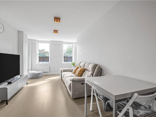 1 bedroom apartment to rent Chertsey Street, Guildford, Surrey, GU1