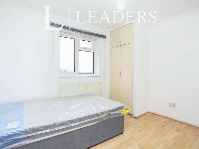 1 bedroom apartment to rent Crescent Wood Road, London, SE26