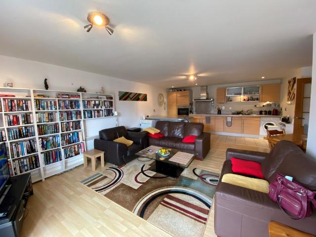 1 bedroom apartment to rent Brecon House, The Canalside, Portsmouth, PO1
