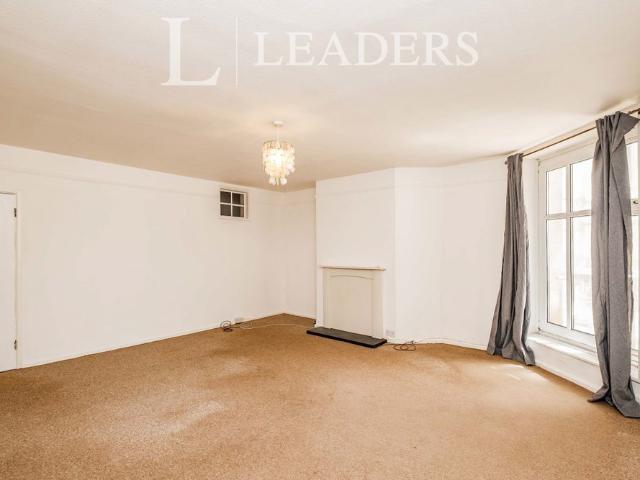 1 bedroom apartment to rent Grand Avenue, Worthing, BN11